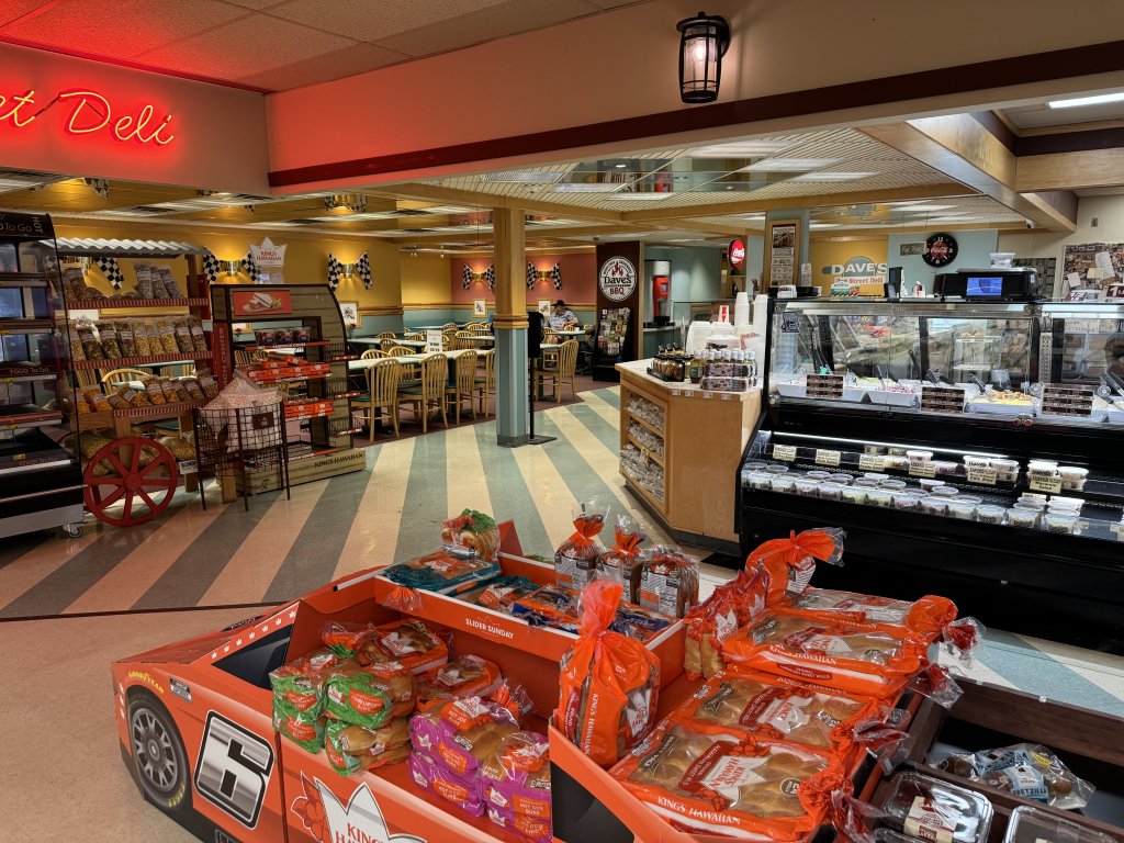 3rd Street Deli - Daves Supermarket